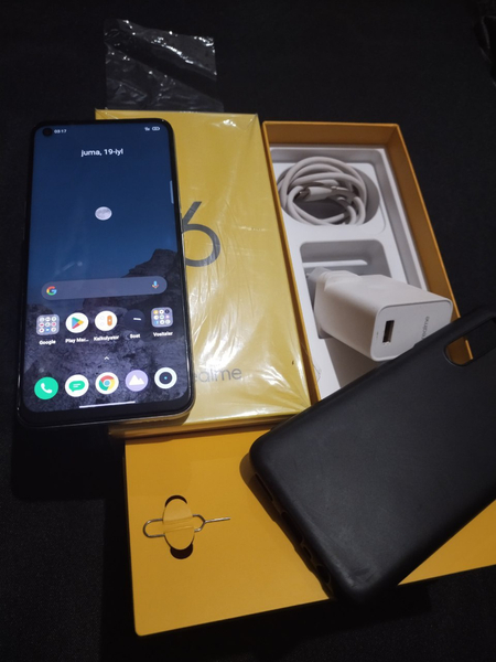 Realme 6 4/128Gb