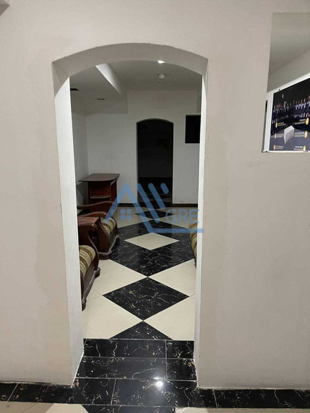 Айбека ул.пересечение Нукусская рядом Шох мед центр 200м² 7 комнат