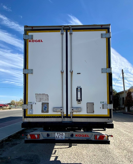 Рефрижератор Полуприцеп Krone Thermo king SLX i300