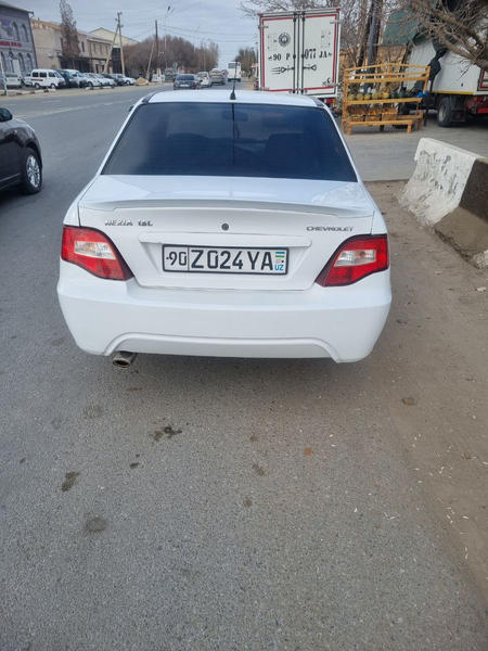 Нексия 2 сотилади