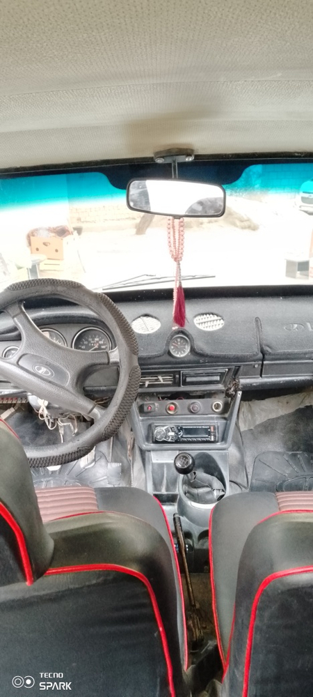 Vaz 21 11 sotladi