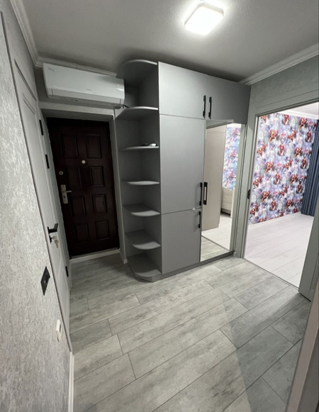Квартира в Яккасарайском районе  3/2/4 кирпич  меб.техн  пл 68м2
