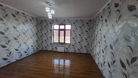 Kvartira sotiladi yangi domdan 125 kv.m ,2 etaj 3 xonali evro remont.