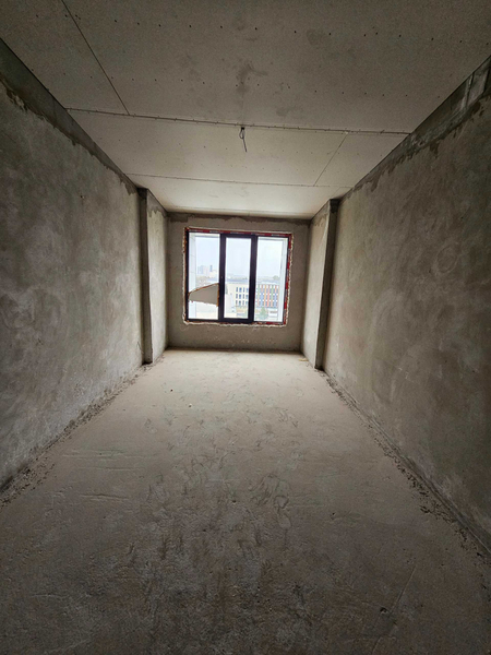2 xonali 76m² 6-qavat sotiladi.
