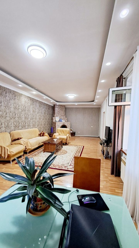 Продаётся дом в центре Ташкента