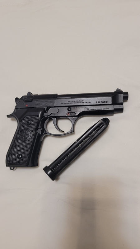 Straykbolniy Co2 pistolet Umarex Beretta m92 fs mode