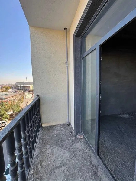 Кв/ра 2/4/8 в новостройке . 1-горбольница , 58м2.