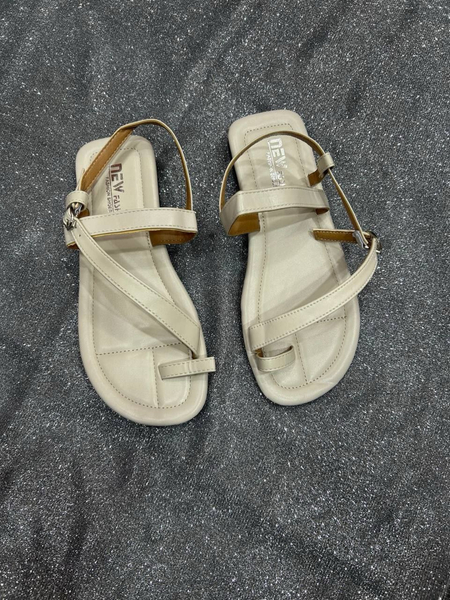 Сандали sandali .