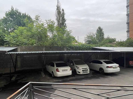 Продается Евро офис Ор-р: рынок Паркент 1000м2