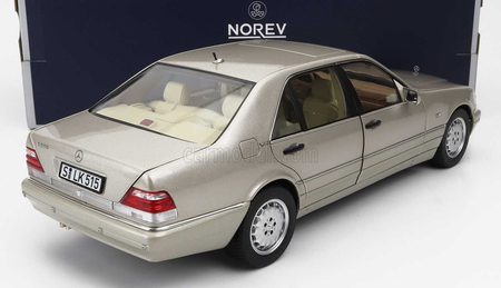 Модель BMW M3 E36 1:18 Solido