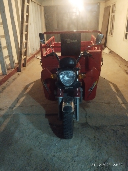Mototsikl lochin