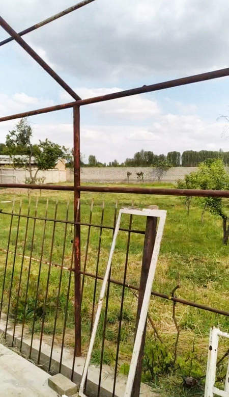 Зудлик билан 25-сотих сотилади истасангиз булиб хам сотамиз Назарбекда