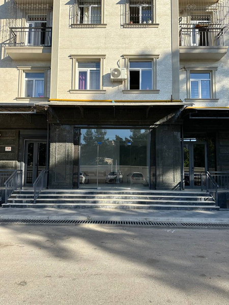 Аренда. Чиланзарский р. ор: Новза метро. Sodiq School. 140м²