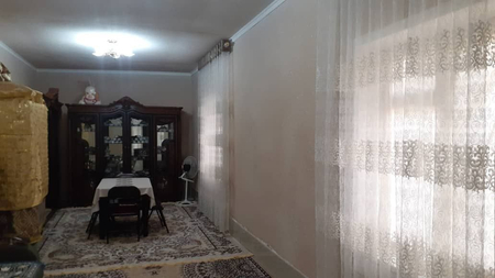 Адрес. 5мкр.Мелодия ресторан  друнба. 5 сотик. Угловой участка. 4 та х
