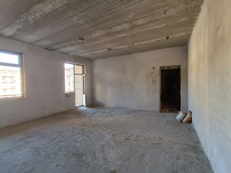 Продам 2/6/8 новостройка 79 м².  ул. Иззат.