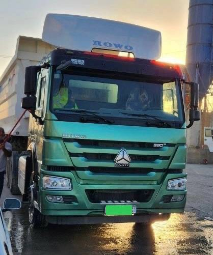 Тягач A6 HOWO сотилади комплект