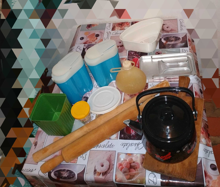 Продам из дома посуду. Цена договорная