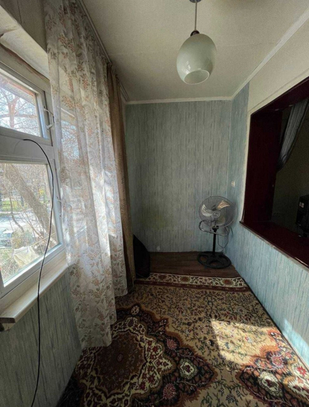 Qoraqamish 1 xona 2*6 balkon