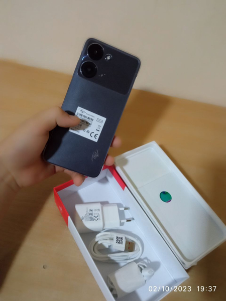 Itel p40+ tinniq holatda