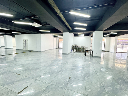 АРЕНДА. Коммерческая помещения. 700 квадрат. Яккасарай. Seoul Mun.