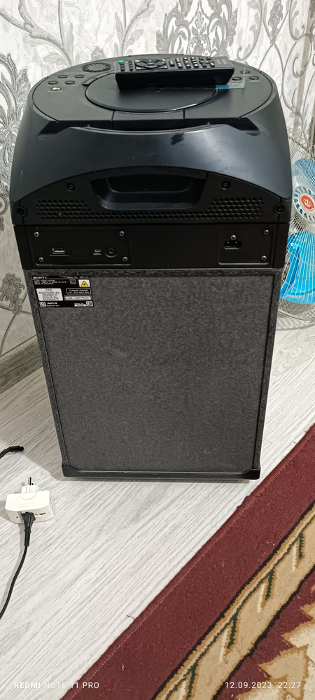 Sony karaoke mikrafonlari bilan komplekt