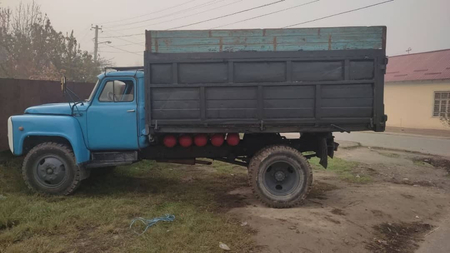 Gaz 53 sotiladi 5000$ (kelishamiz)