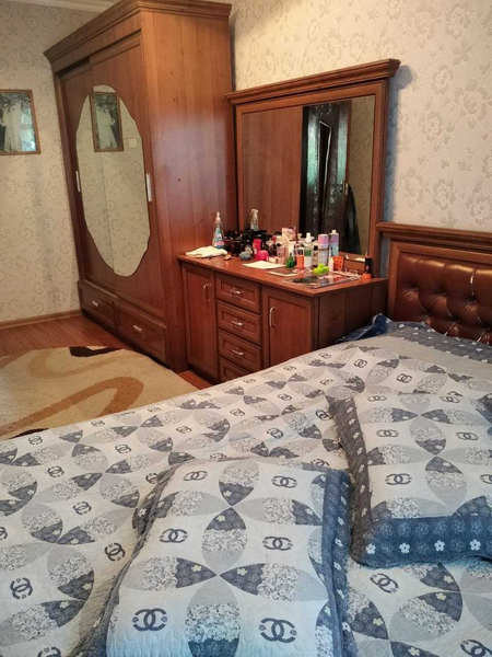 Шкаф с комодом и тумбой