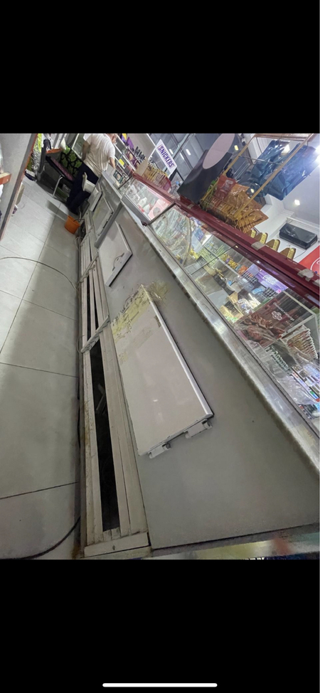Xoladinik vitirina 2 ta