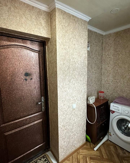 Продается 1 ком. Квартира на 1 этаже площадью 30 кв.м. В Вокзале