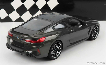 BMW M8 Competition 1;18 Minichamps