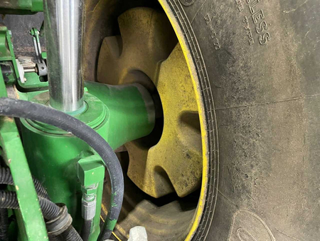 John Deere 7260R. (б/у)
2014 год