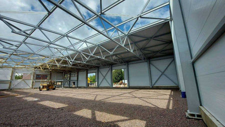 Sanoat bino, fabrika, angar, ombor, do'kon, ofis, kafe, atelye quramiz