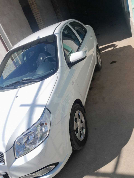 Nexia 3 yili 2020 mexanika probeg 11000km halol (srochno sotiladi)