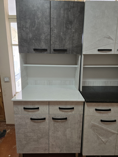 Bufet kuxoniy fasad akril razmer 1m