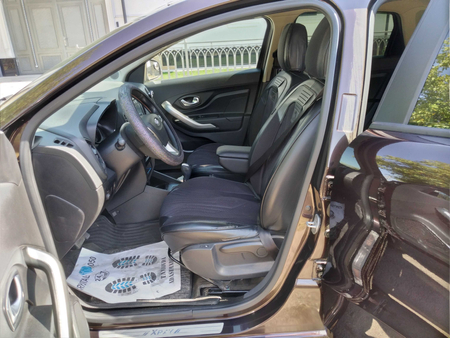 Lada Xray продам