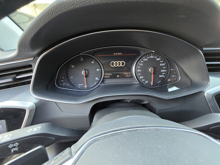 Audi A 6 Tomni Sini