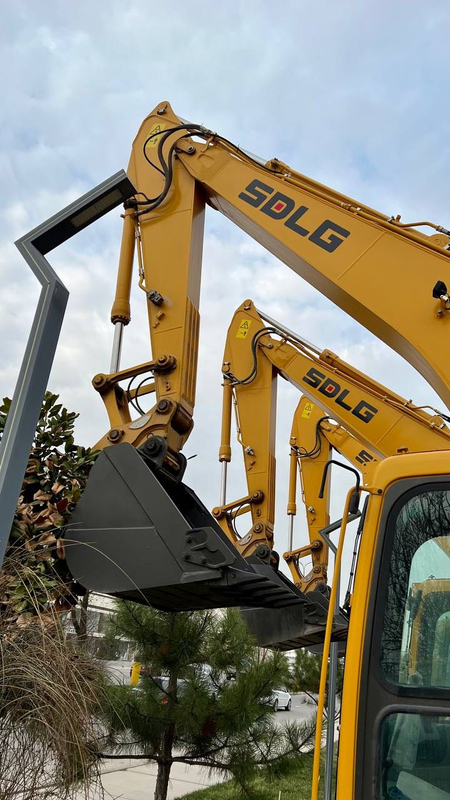 Гусеничный экскаватор SDLG E6205F