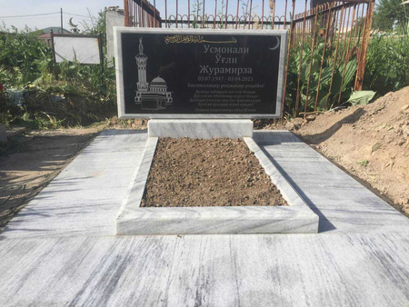 Памятник гранитный