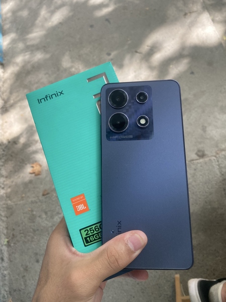 Infinix note 30   16/256 gb