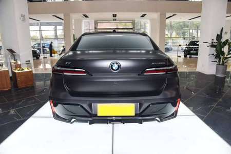 Gonzo Motors Samandar BMW i7 eDrive