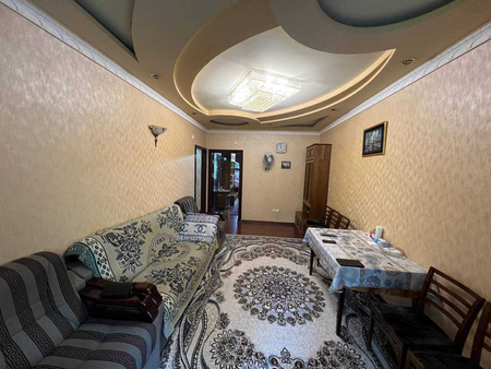 Ташсельмаш 2/3/4 с ремонтом 54 м², зеркальные комнаты