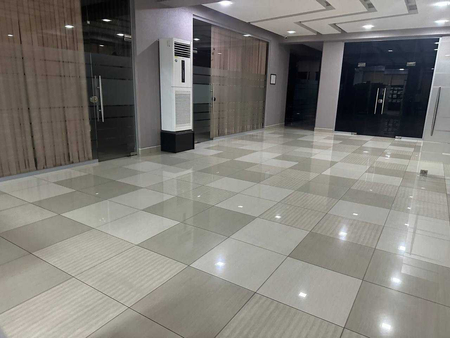 Сдается в аренду здание.  метро Ойбек