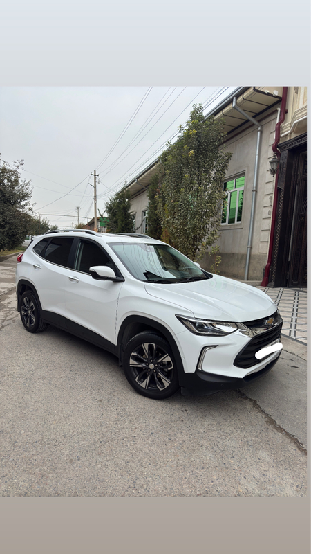 Tracker 2  Premier sotiladi