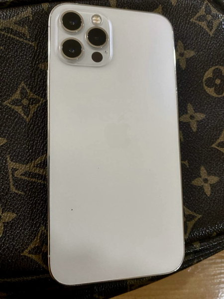 Iphone 12 pro Kh/128 white