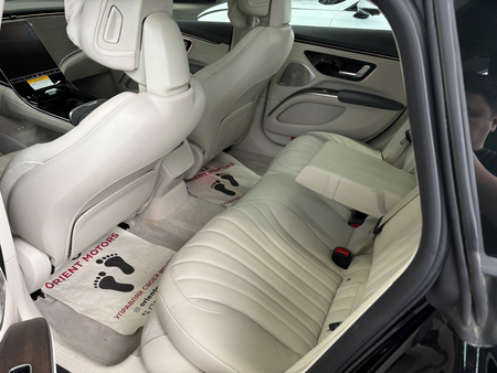 Mercedes EQS 450+ Plus 333 л.с. / 245 кВт / Электро Запас хода 700 км