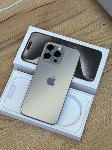iPhone 15 Pro Max 256GB, 87%
