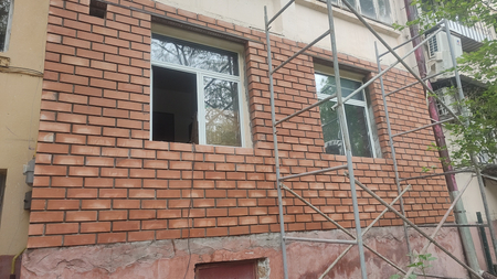 Универсал усталар бор, гишт териш, моляр, электрик, сантехник