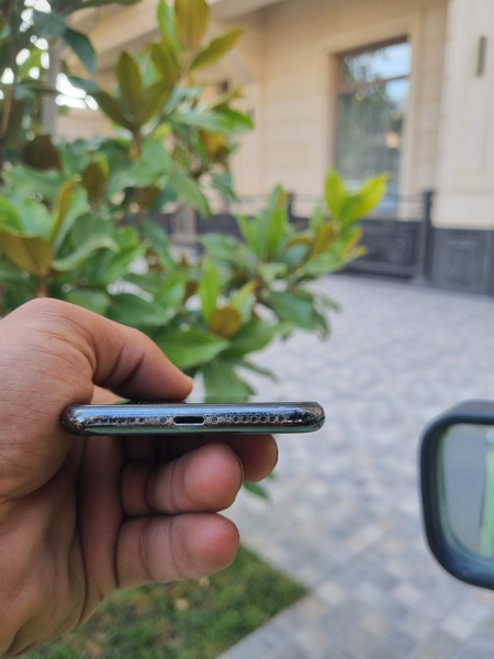 Iphone X 64Gb face ID true tone ishlamedi  Yomkost 90%