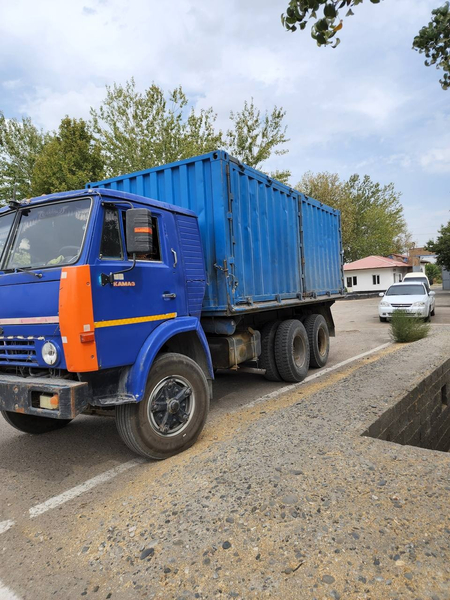 Kamaz samasval sotiladi yili 1986
