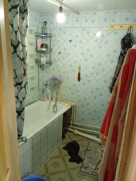 Срочно Продаю 4/5/5 на Ахмад Югнакий 92 квадратов Улутшенка
